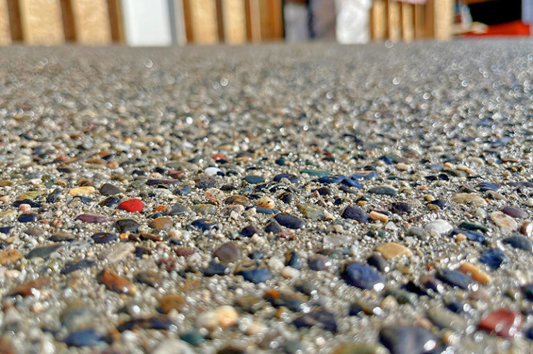 Concrete form release agent Nox-Crete Form Coating prevents bonding